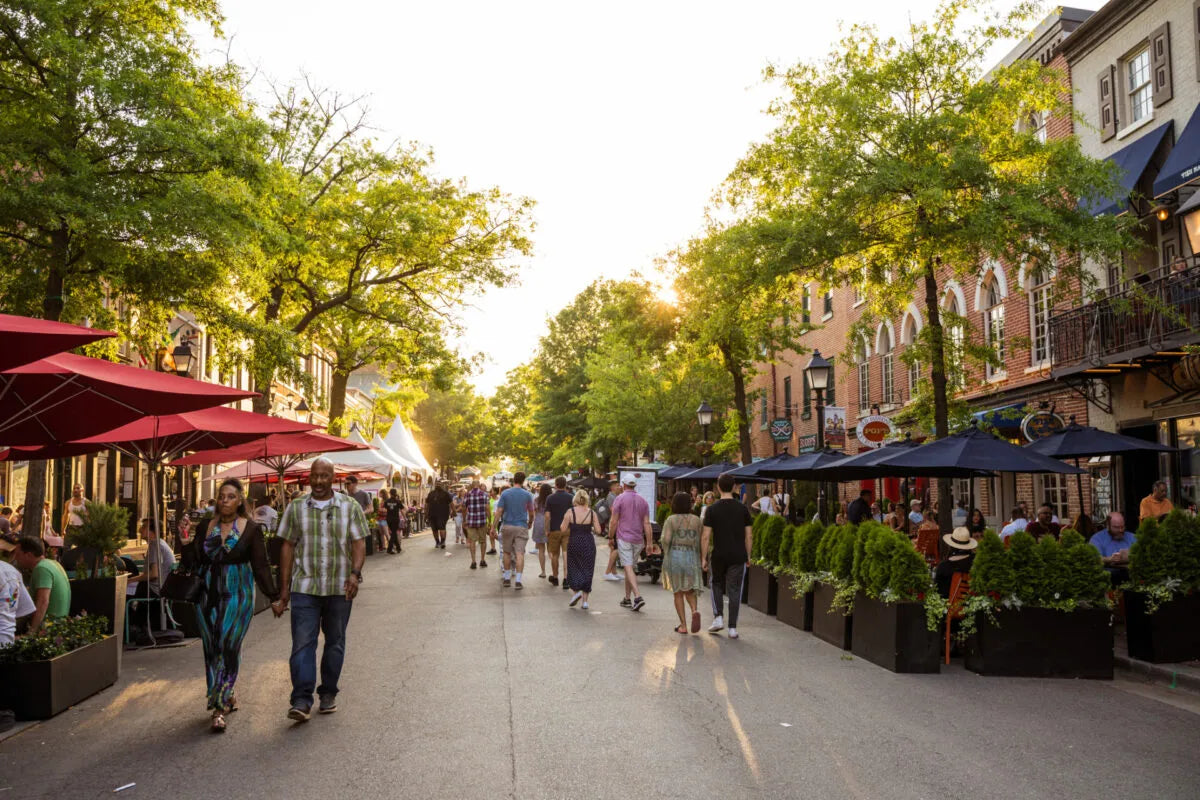 Spend a Day in Alexandria – THE LUCKY KNOT